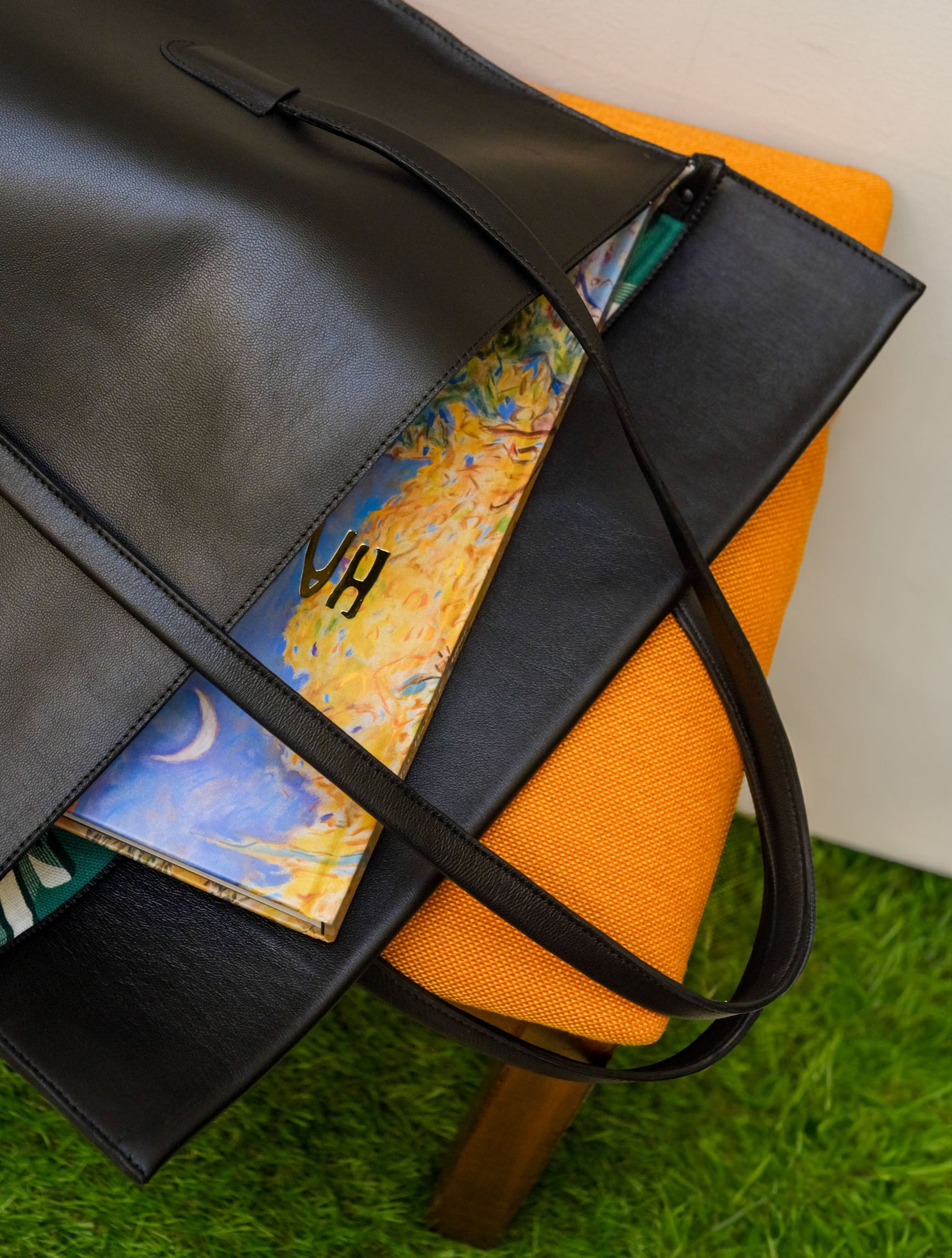 Museum Bag《ミュージアム・バッグ》 – JUNYA WARASHINA